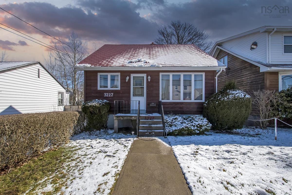 3227 Micmac Street, Halifax, (MLS® 202206207) RE/MAX nova