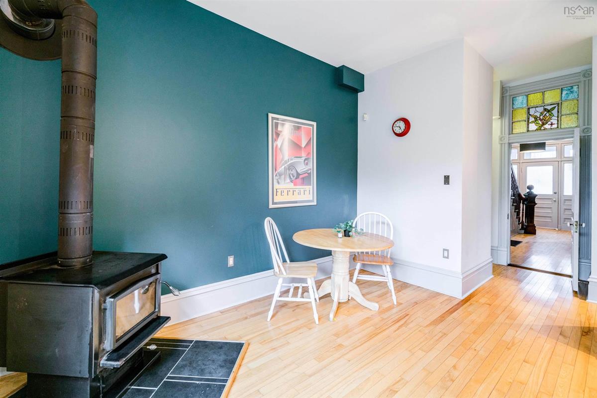 2428 Robie Street, Halifax, (MLS® 202222183) RE/MAX nova