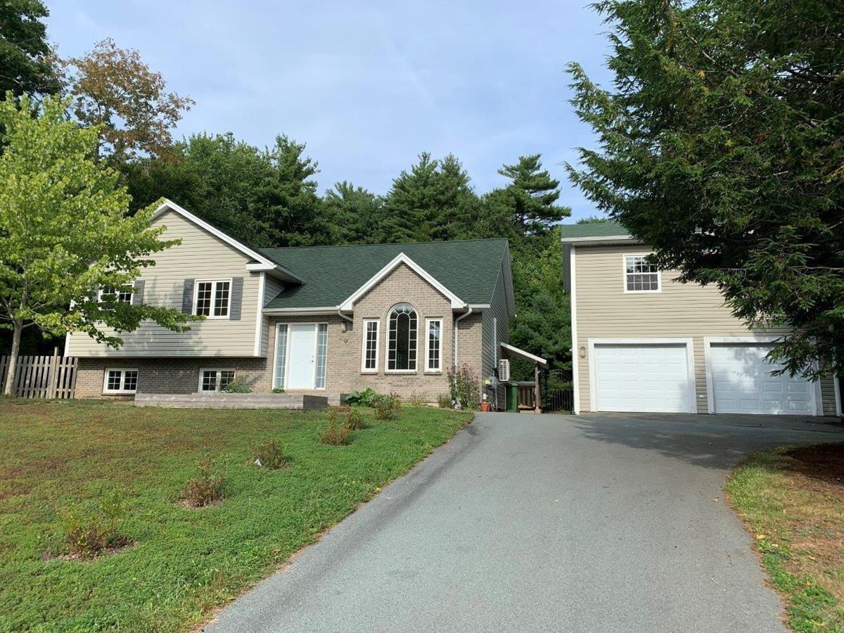 20 Heather Court, Bridgewater, (MLS® 202222278) RE/MAX nova