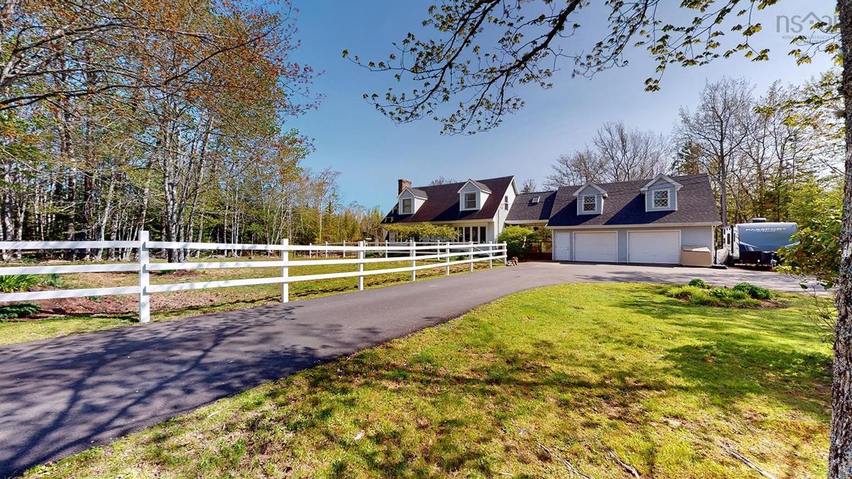 220 Upper Brookfield Road, Brookfield, (MLS® 202310630) RE/MAX nova