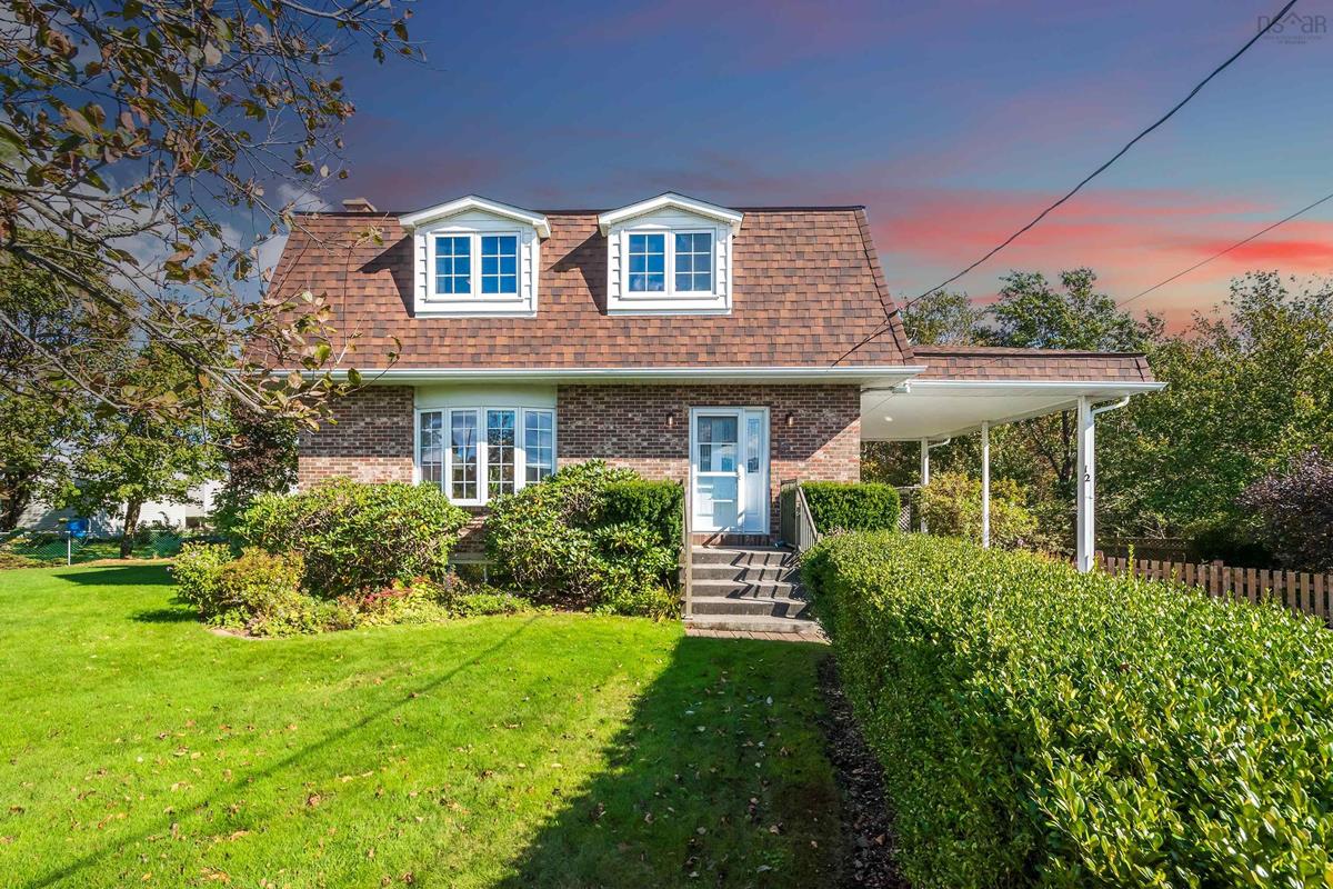 12 Juniper Crescent, Halifax, (MLS® 202321626) RE/MAX nova