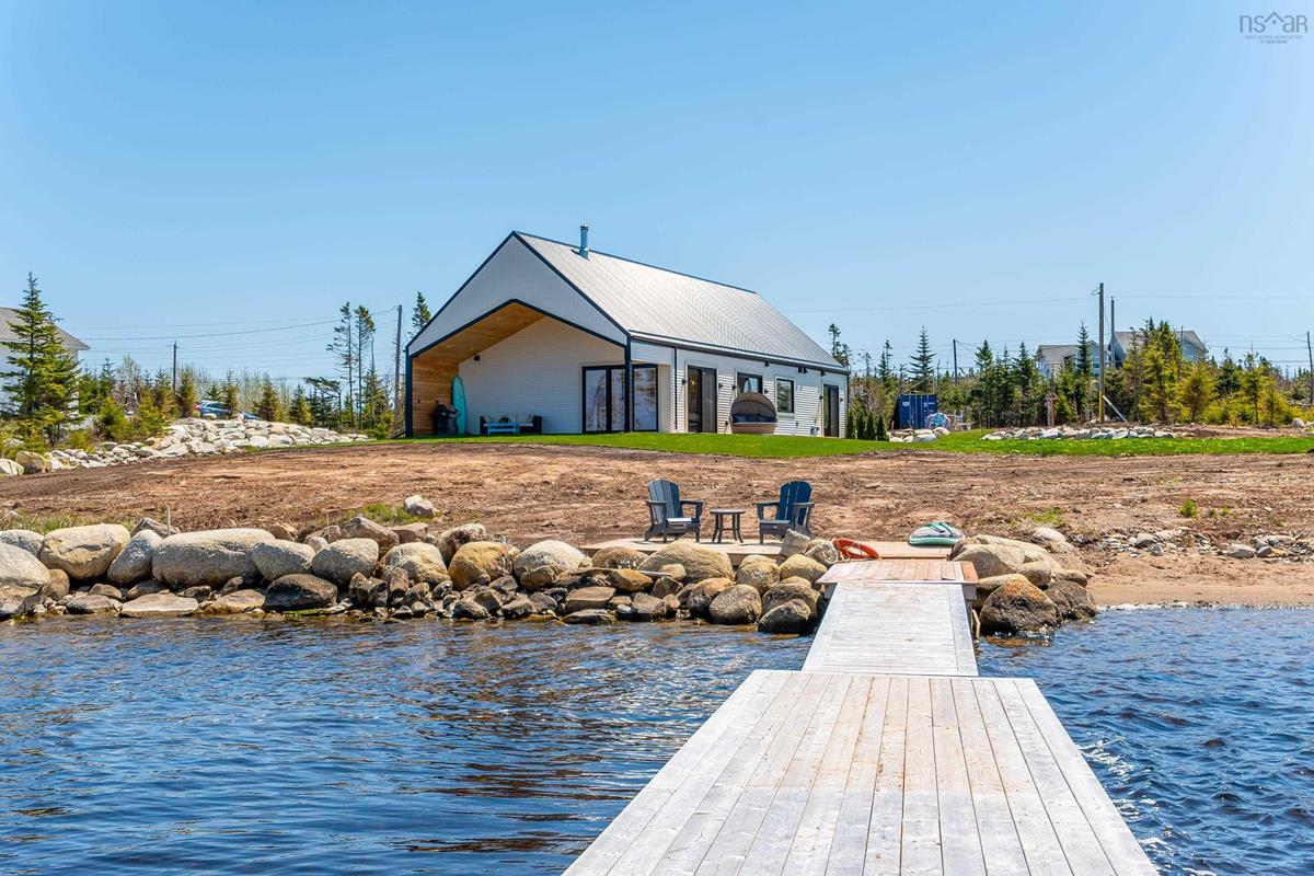 24 Emerald Drive, Three Fathom Harbour, (MLS® 202410830) RE/MAX nova