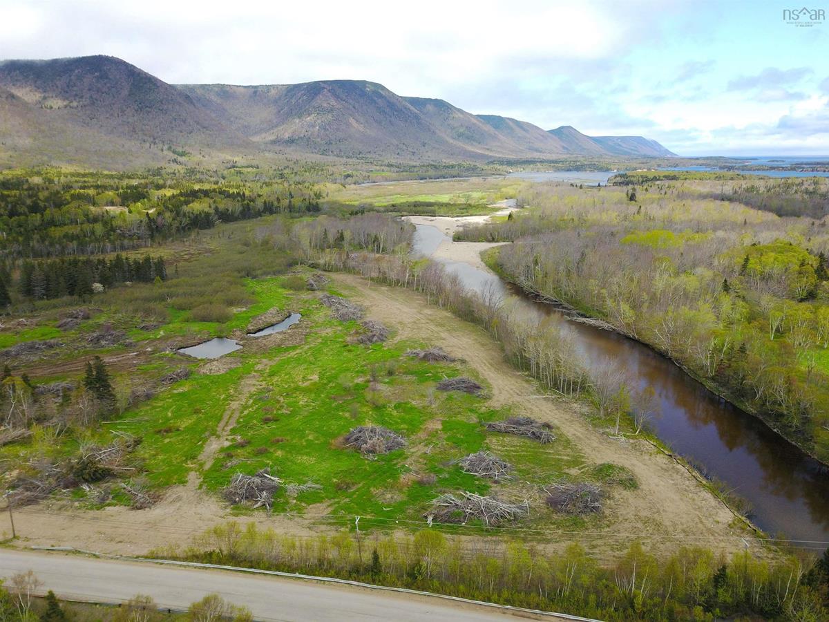 Bay St. Lawrence, Cape North, (MLS® 202411973) RE/MAX nova