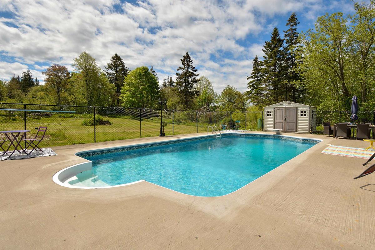 317 CHURCH, Little Bras D'Or, (MLS® 202414124) RE/MAX nova