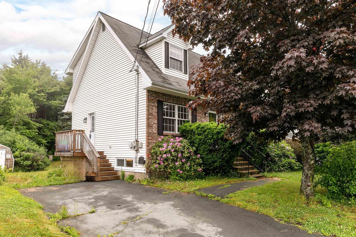32 Stuart Harris Drive, Dartmouth, (MLS® 202415120) RE/MAX nova
