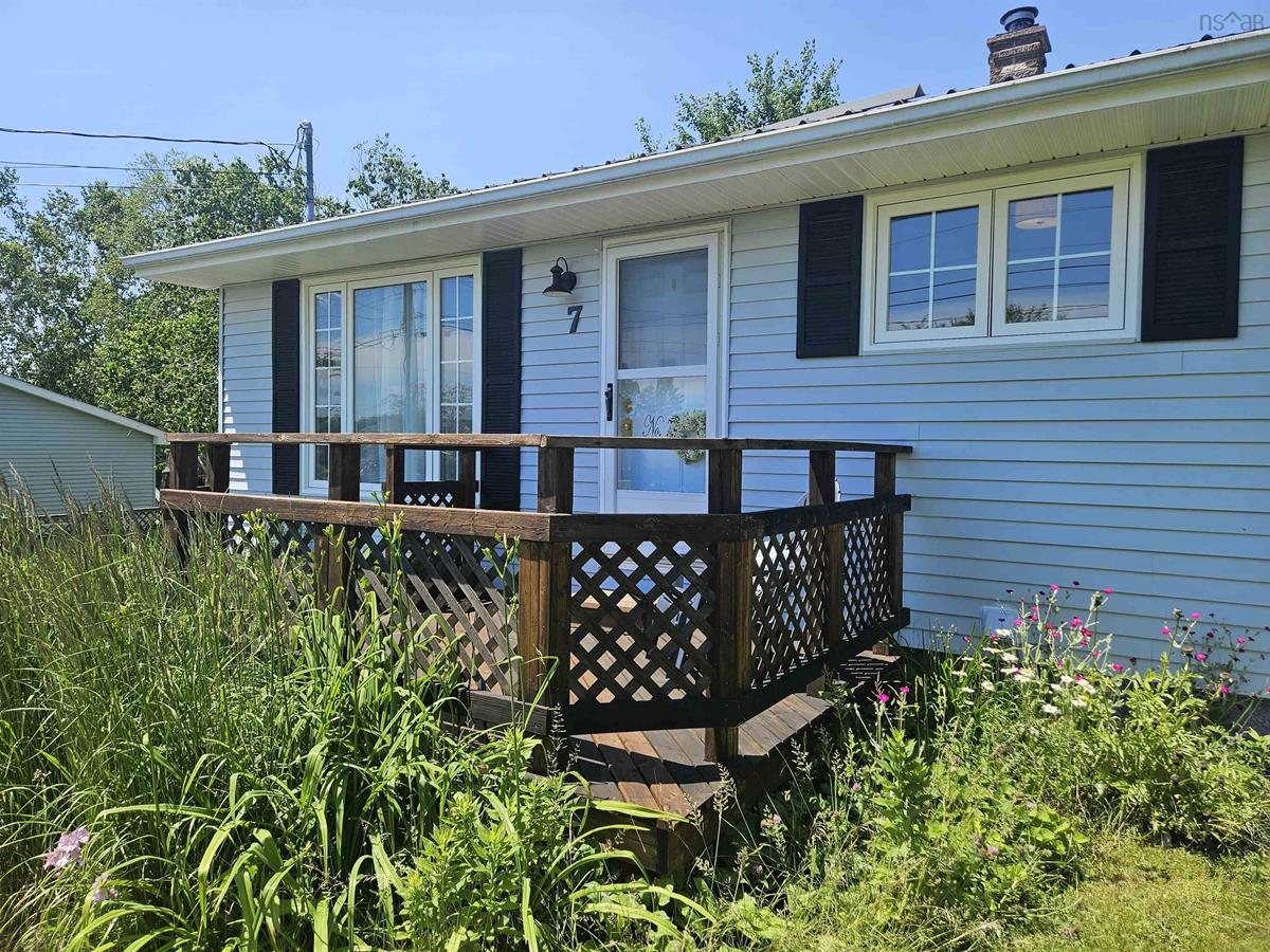 7 Longview Drive, North River, (MLS® 202415804) RE/MAX nova