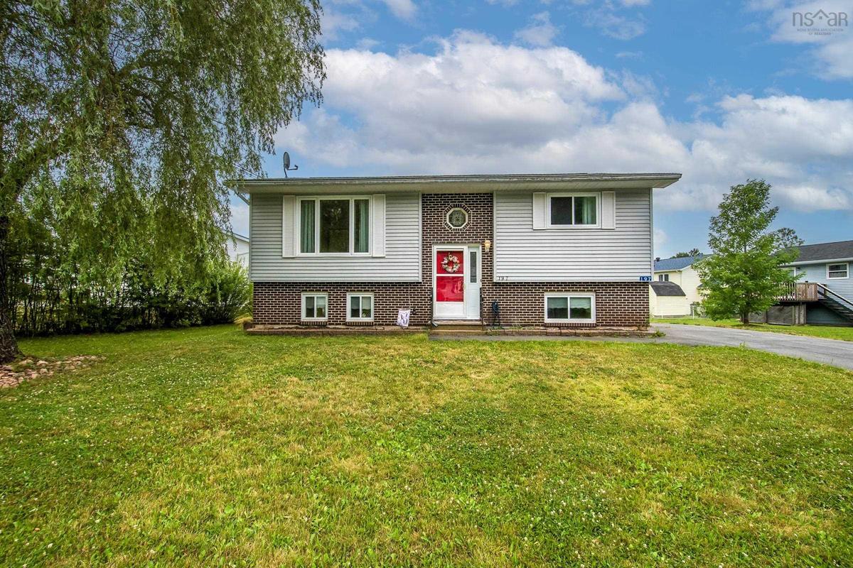 197 Churchill Downs Circle, Lower Sackville, (MLS® 202418740) RE/MAX nova