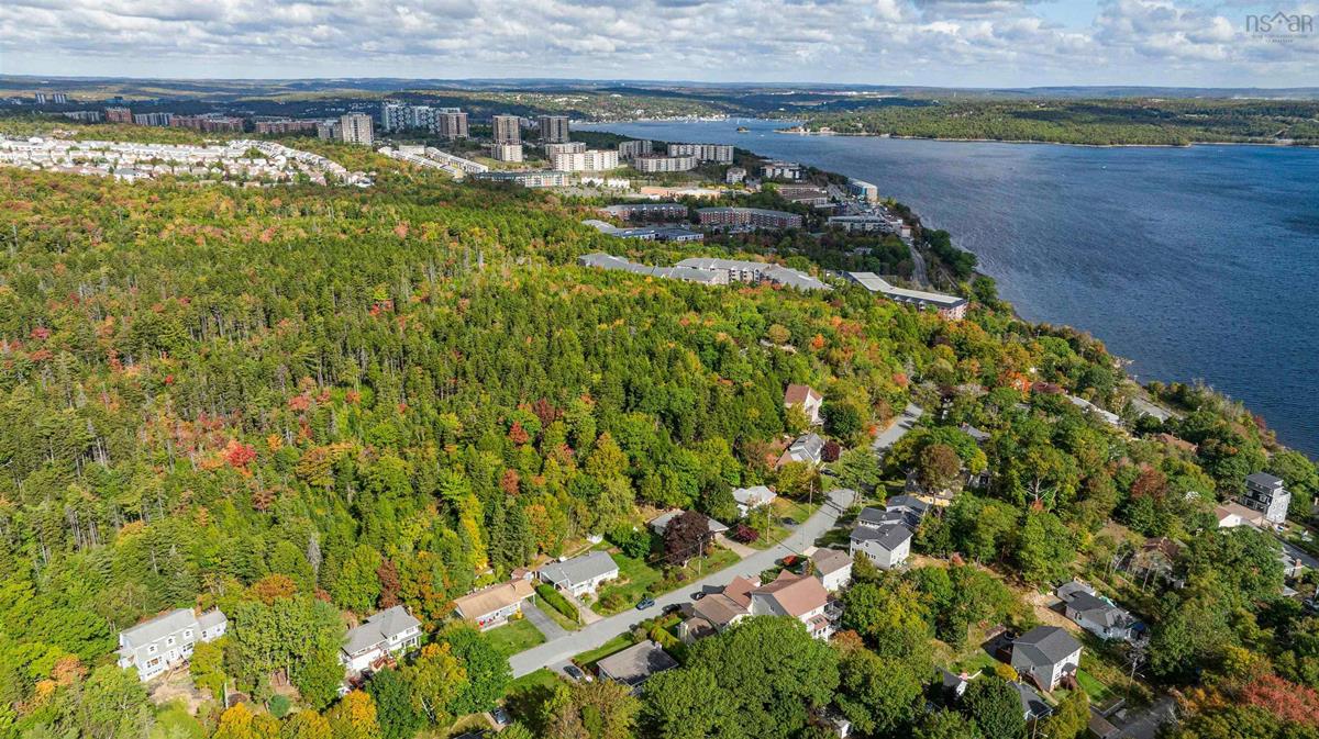 39 Lodge Drive, Rockingham, (MLS® 202525193) REMAX NOVA