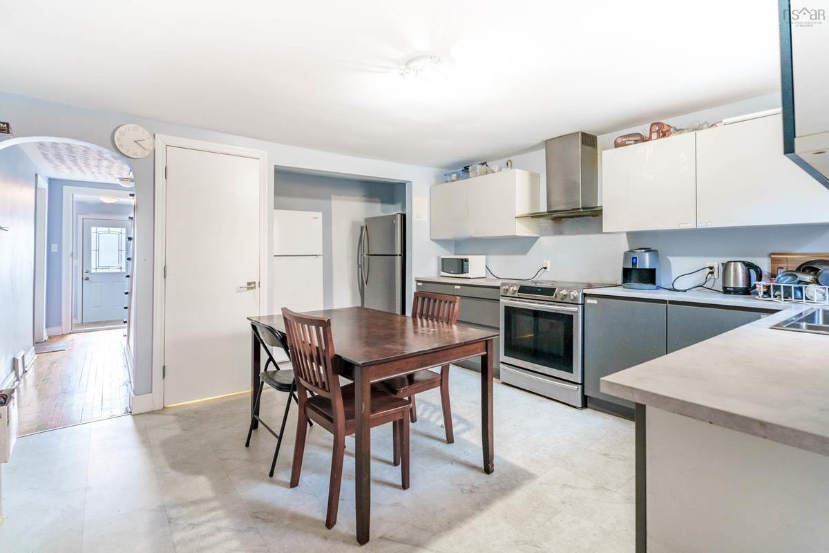 15 Forest Hill Drive, Halifax, (MLS® 202527736) REMAX NOVA