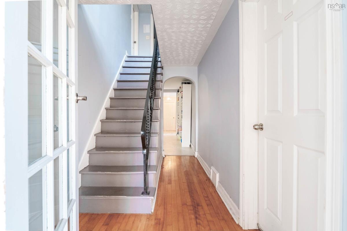 15 Forest Hill Drive, Halifax, (MLS® 202527736) REMAX NOVA